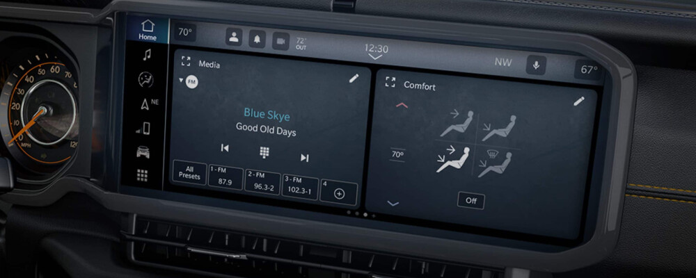 2024 Jeep Wrangler Infotainment System & Technology | Hanlees Davis ...