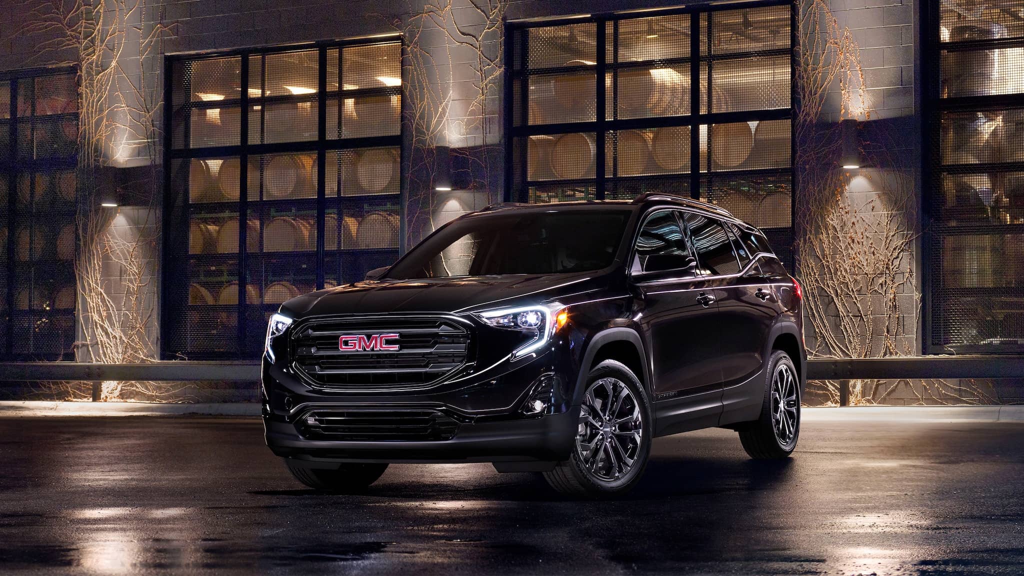 Explore the GMC Terrain Lease Deals | Classic Buick GMC Beaumont