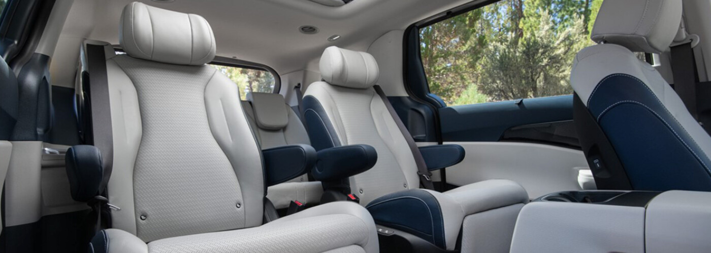 2025 Kia Carnival Cargo Space & Interior | Shawnee Mission Kia
